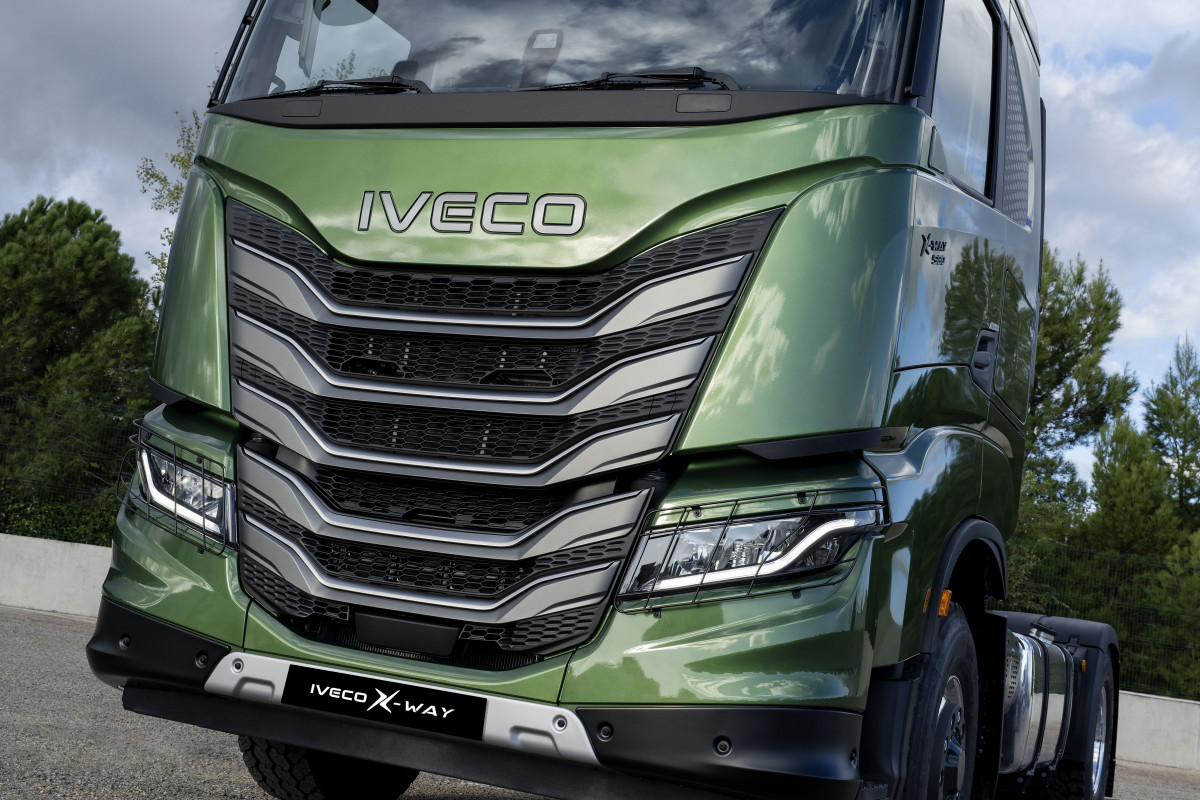 Iveco presenta la renovación total de su gama de vehículos y motores ... Iveco presenta la renovación total de su gama de vehículos y motores ...